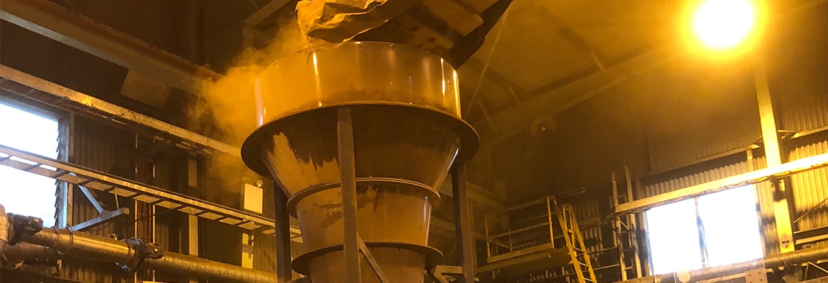 Investigation of loads acting on flow isolating gates in bulk solids ...