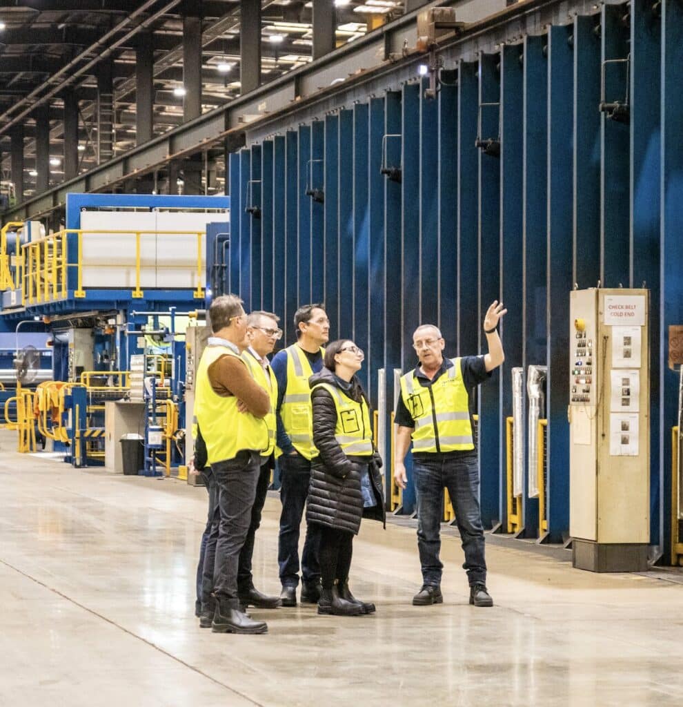 Fenner Conveyors and Rio Tinto renew partnership - Australian Bulk ...