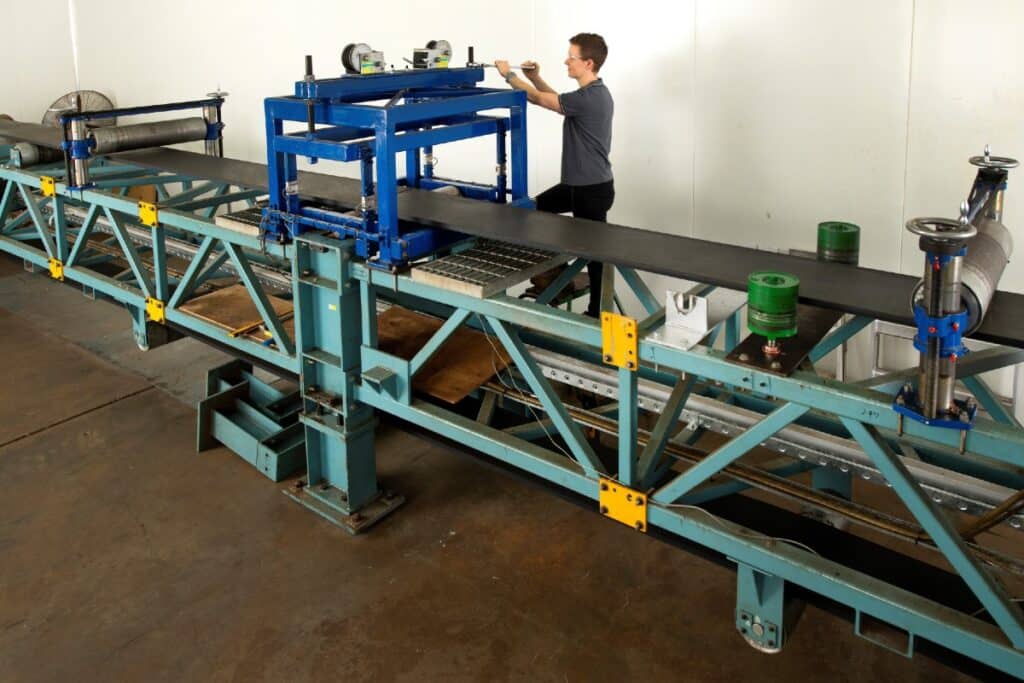 TUNRA Bulk Solids launches belt and idler showcase - Australian Bulk ...