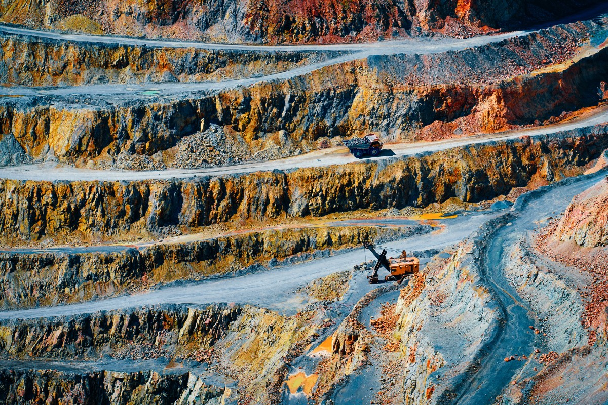 Queensland Government secures $2.3 billion copper mine - Australian ...